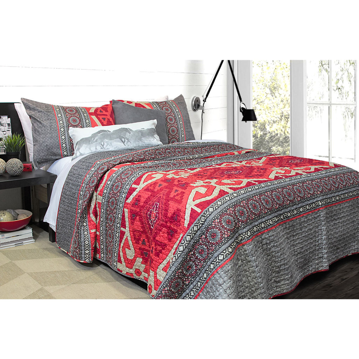 Nevada Quilt - Full/Queen | Dufresne Furniture and Appliances