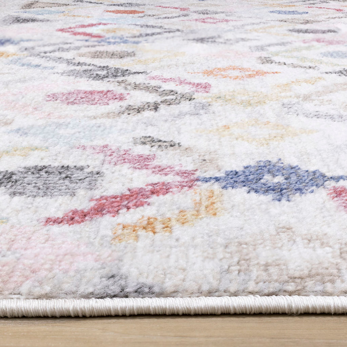 Fresco Area Rug - 5'x8' | Dufresne Furniture and Appliances
