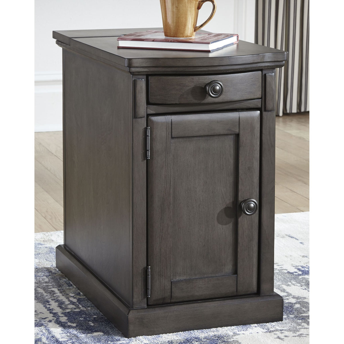 Laflorn Chairside Table - Gray | Dufresne Furniture and Appliances