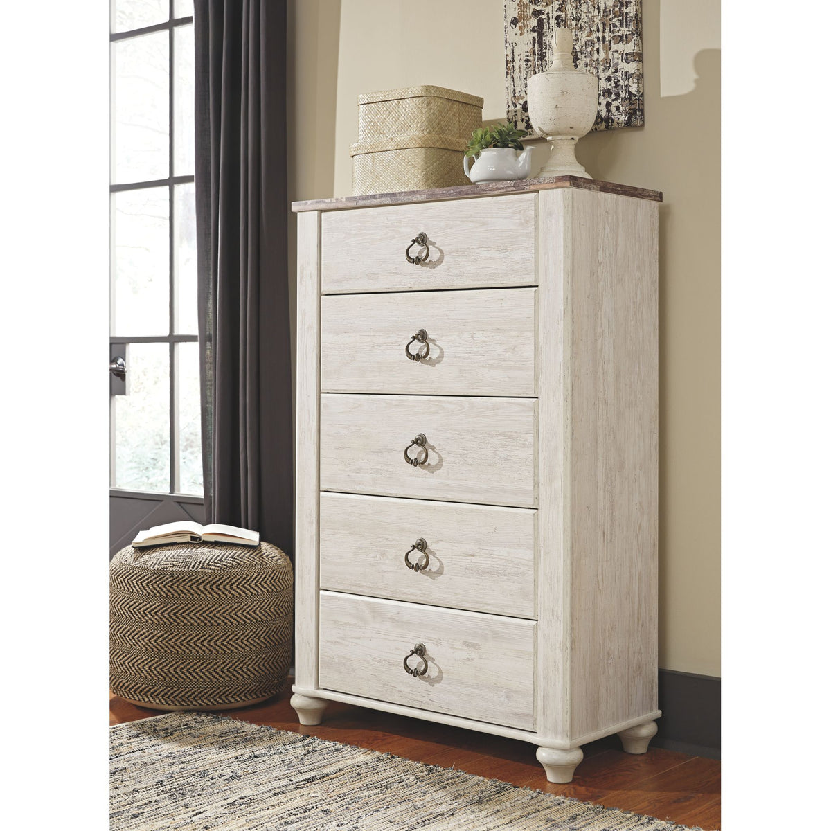 Willowton Chest - White Washed | Dufresne Furniture and Appliances