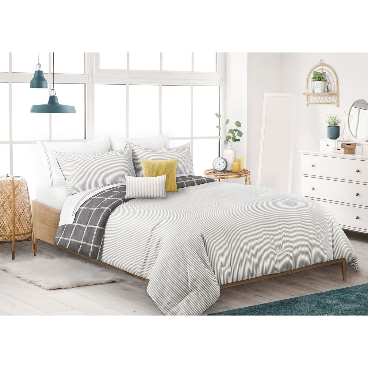 Window Pane King Comforter Set - King | Dufresne Furniture and Appliances